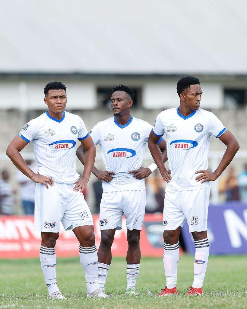 MAFAHARI wawili ndani ya Ligi Kuu Bara walitoana jasho