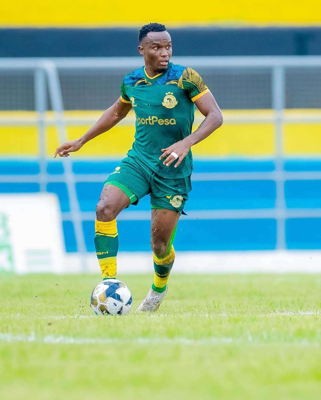 Dickson Job beki wa Yanga SC anatajwa Simba SC